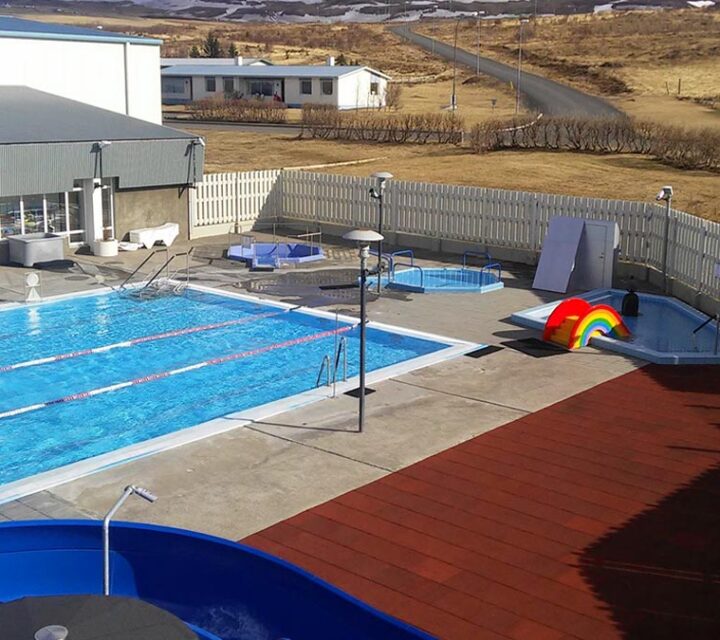 Swimming pools | Gonow.is – travel guide for Iceland