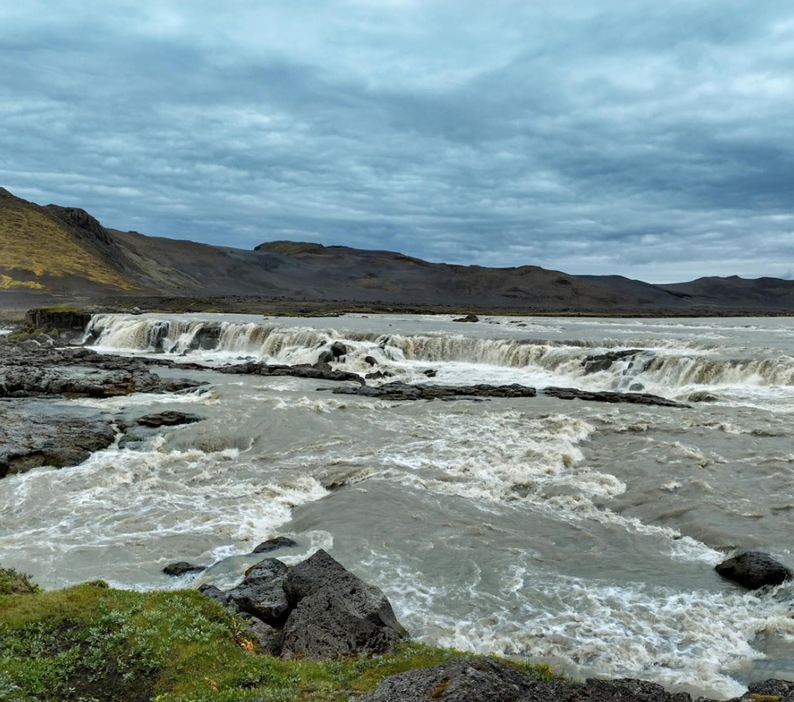 Tungnaárfellsfoss waterfall