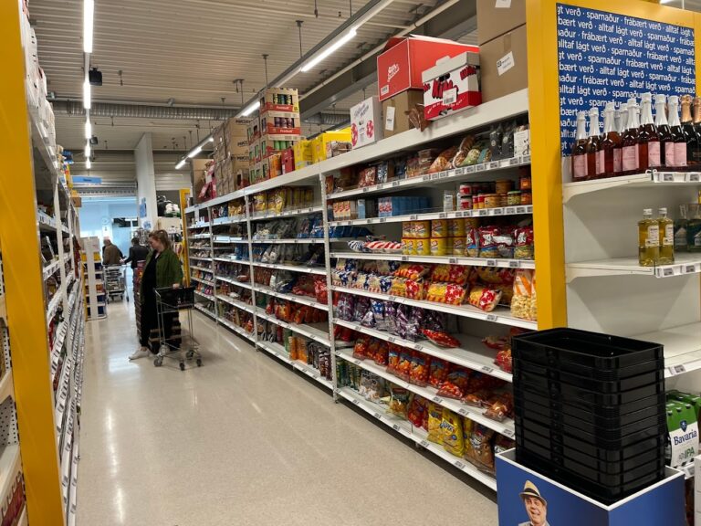 Grocery store and supermarket Hofn, Iceland - Nettó