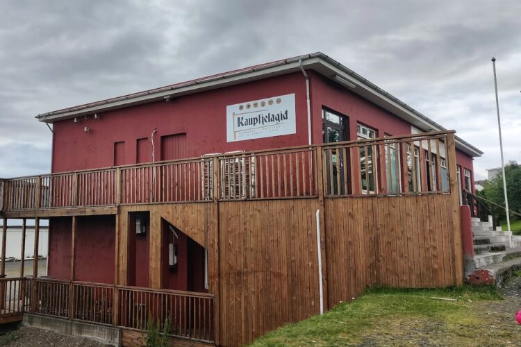 Supermarket and grocery store Ísafjörður - Nettó
